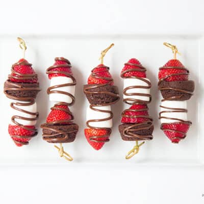 EASY Rainbow Fruit Kabobs - I Heart Naptime