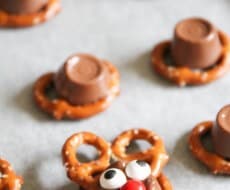 Rolo Pretzel Reindeer - I Heart Nap Time