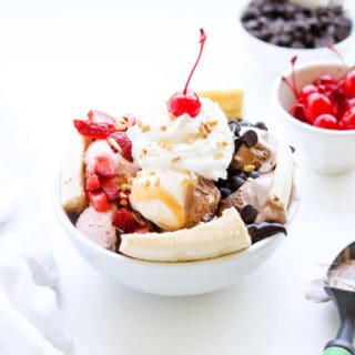 Classic Banana Split Recipe - I Heart Naptime