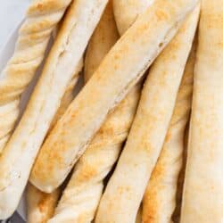 EASY Breadstick Recipe (done in 45 minutes!) - I Heart Naptime