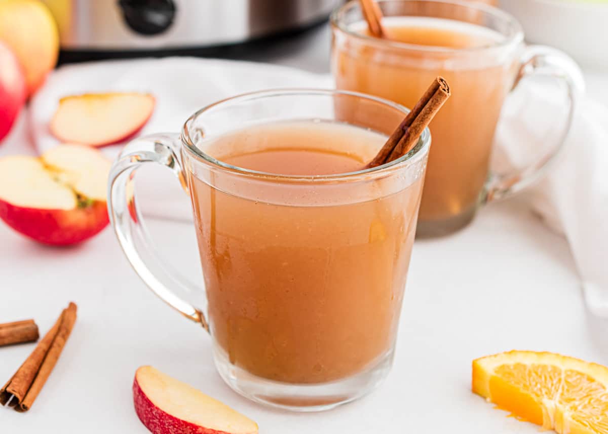 EASY Crockpot Apple Cider - I Heart Naptime
