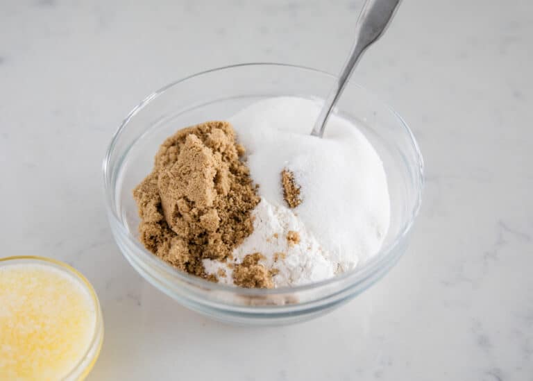 3-Ingredient Crumble Topping - I Heart Naptime