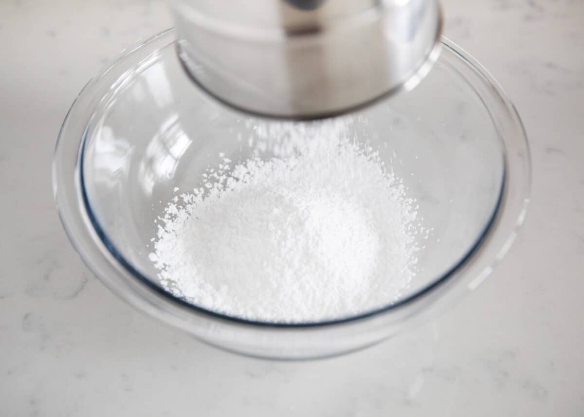 3 Ingredient Powdered Sugar Icing I Heart Naptime