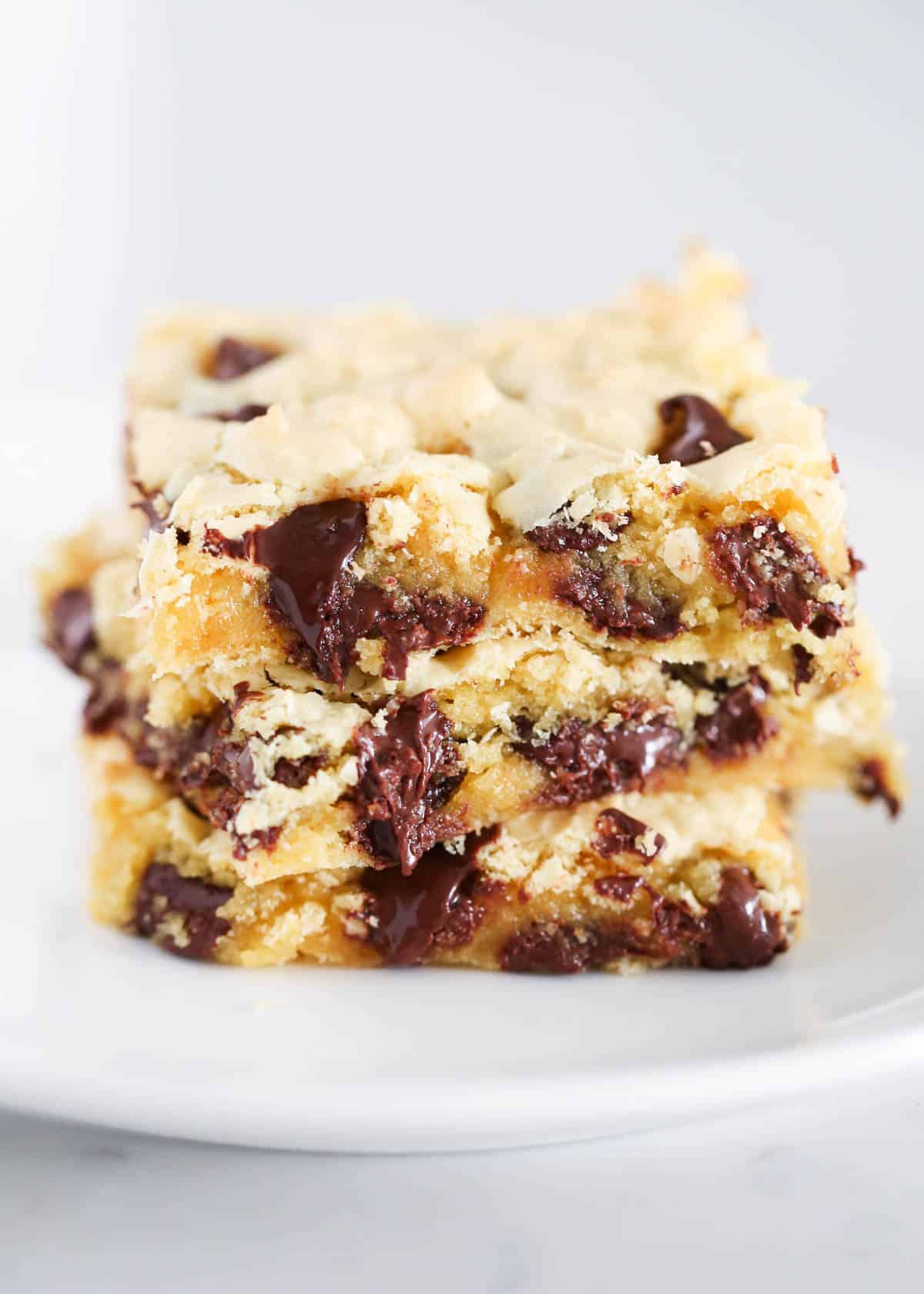 Easy Cake Mix Cookie Bars - I Heart Naptime