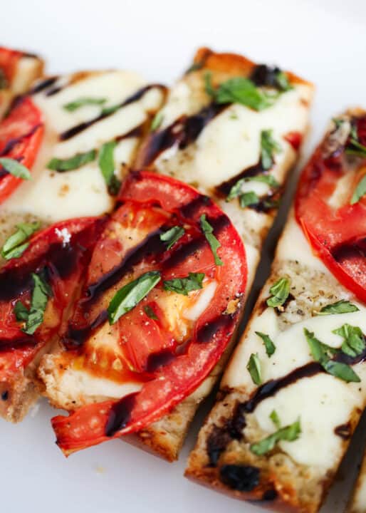Caprese Garlic Bread - I Heart Naptime