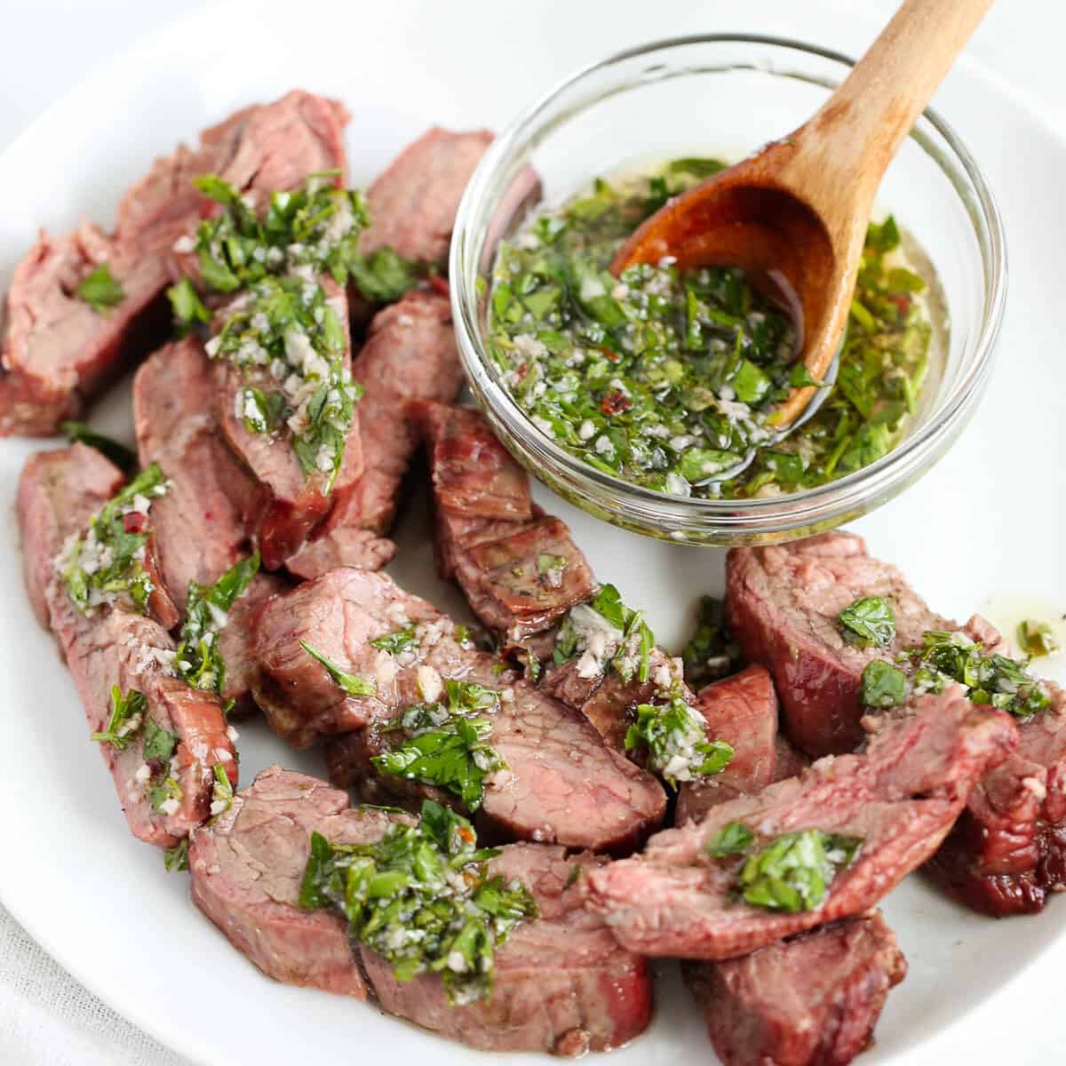 EASY Steak Marinade (5 ingredients!) - I Heart Naptime