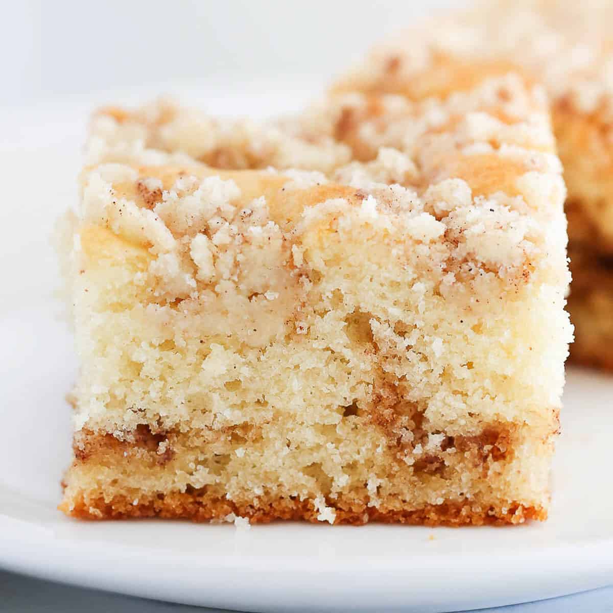 Easy Coffee Cake Recipe - I Heart Naptime