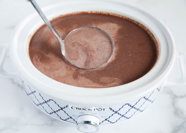 Creamy Crockpot Hot Chocolate - I Heart Naptime