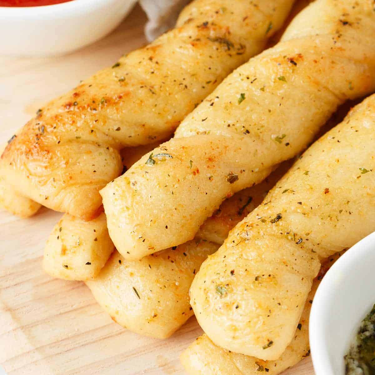 Easy Homemade Breadstick Recipe - I Heart Naptime