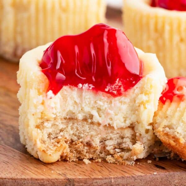 Best Cheesecake with Sour Cream Topping - I Heart Naptime