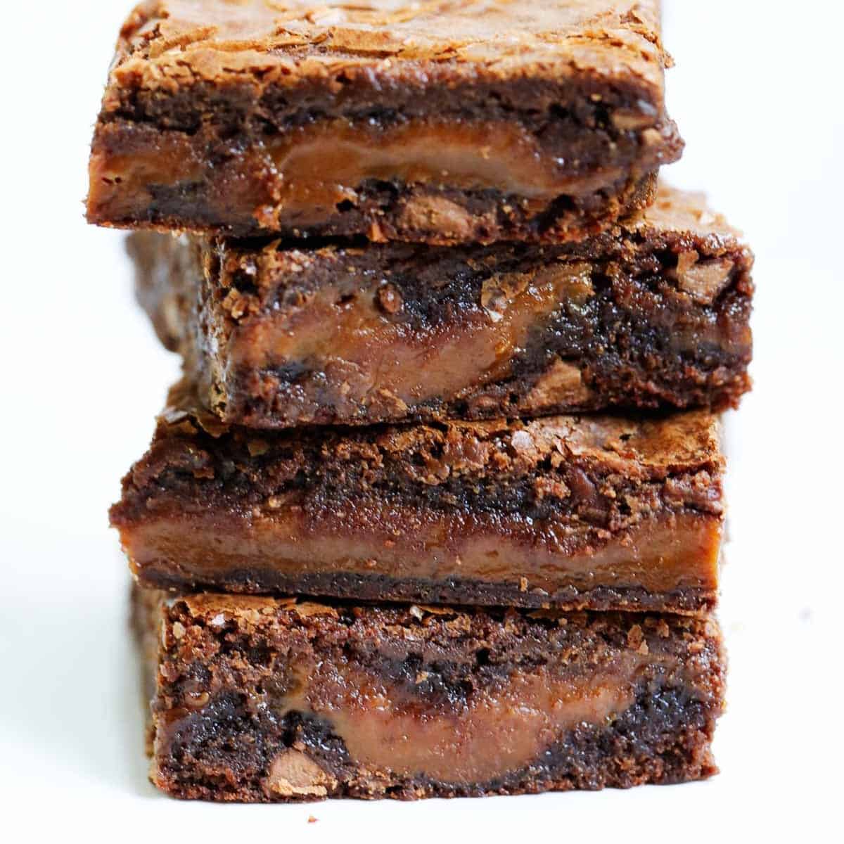 Easy Buckeye Brownies Recipe - I Heart Naptime