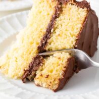 Easy Cake & Cupcake Recipes - I Heart Naptime