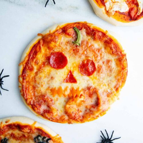 Halloween Pizzas Recipe - I Heart Naptime
