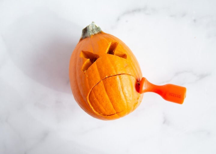Halloween Puking Pumpkin with Guacamole - I Heart Naptime