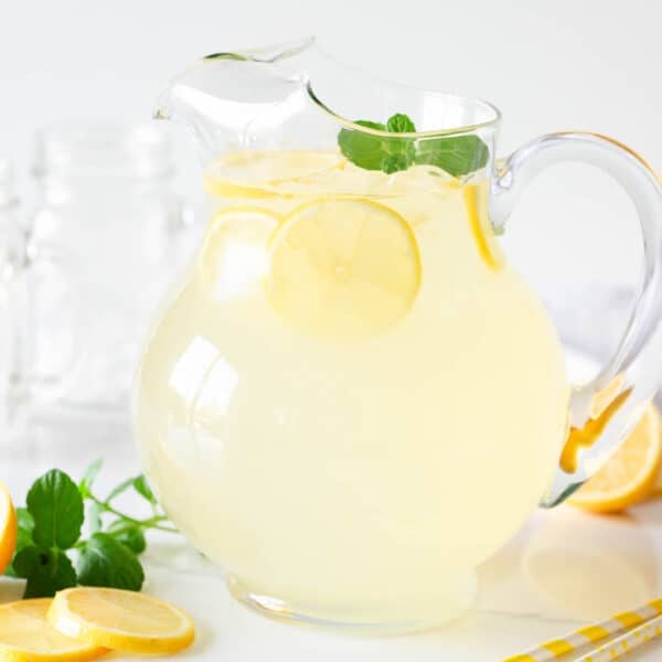 Homemade Lemonade Recipe - I Heart Naptime