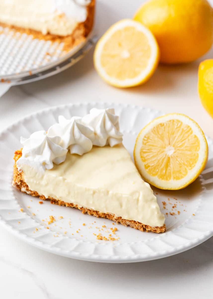 No-Bake Lemon Icebox Pie - I Heart Naptime