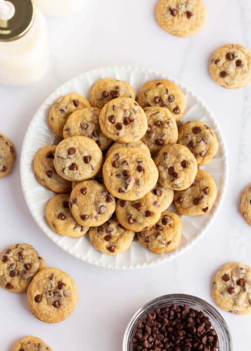 Mini Chocolate Chip Cookies - I Heart Naptime