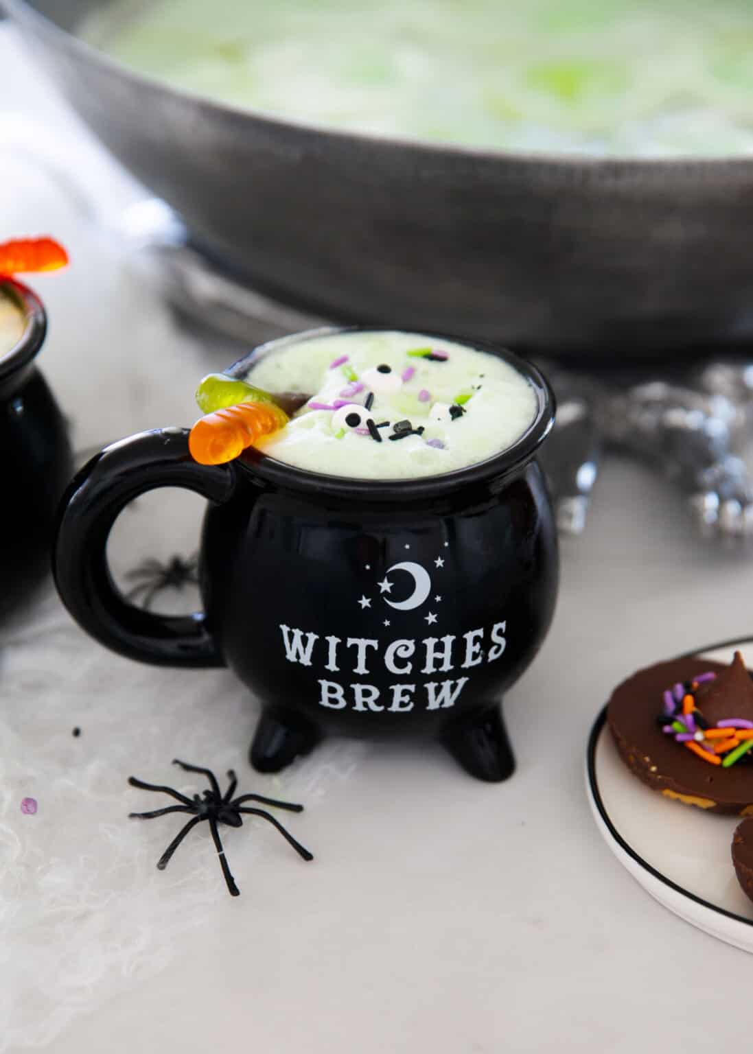 Witches Brew Punch (Kid-Friendly) - I Heart Naptime