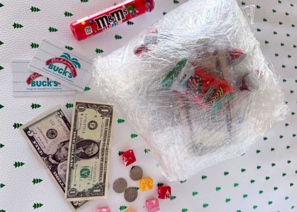 Saran Wrap Game - I Heart Naptime